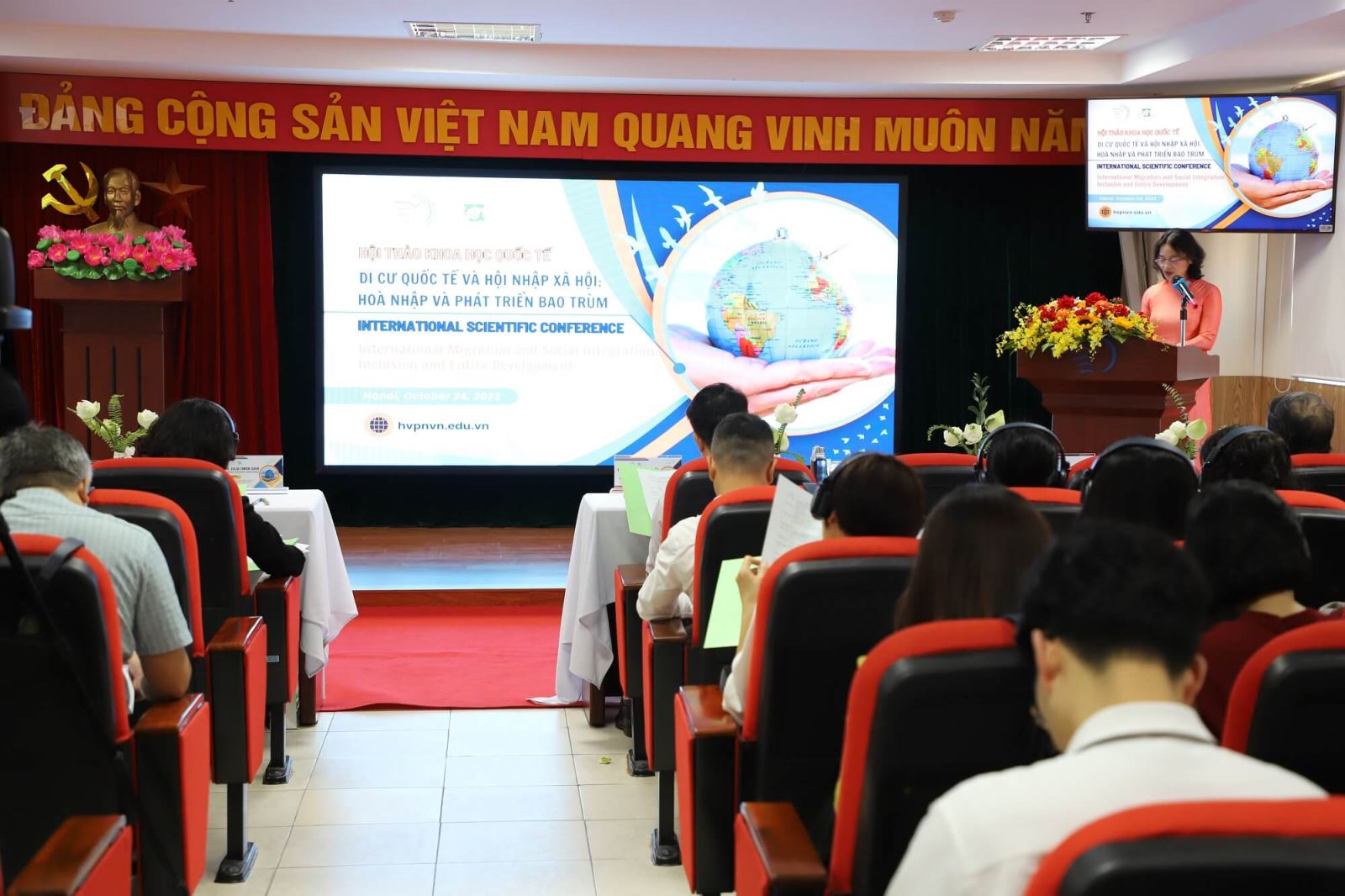 Hình ảnh ấn tượng tại Hội thảo KHQT: “Di cư quốc tế và Hội nhập xã hội ...